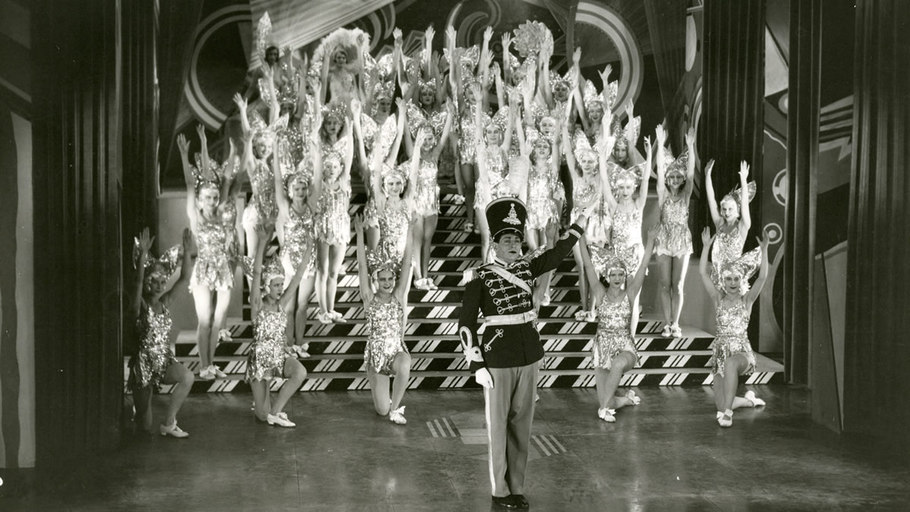 Paramount on Parade (Dorothy Arzner, Otto Brower, Edmund Goulding ...