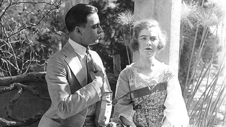 Bas les masques (Chester Withey, 1918) - La Cinémathèque française