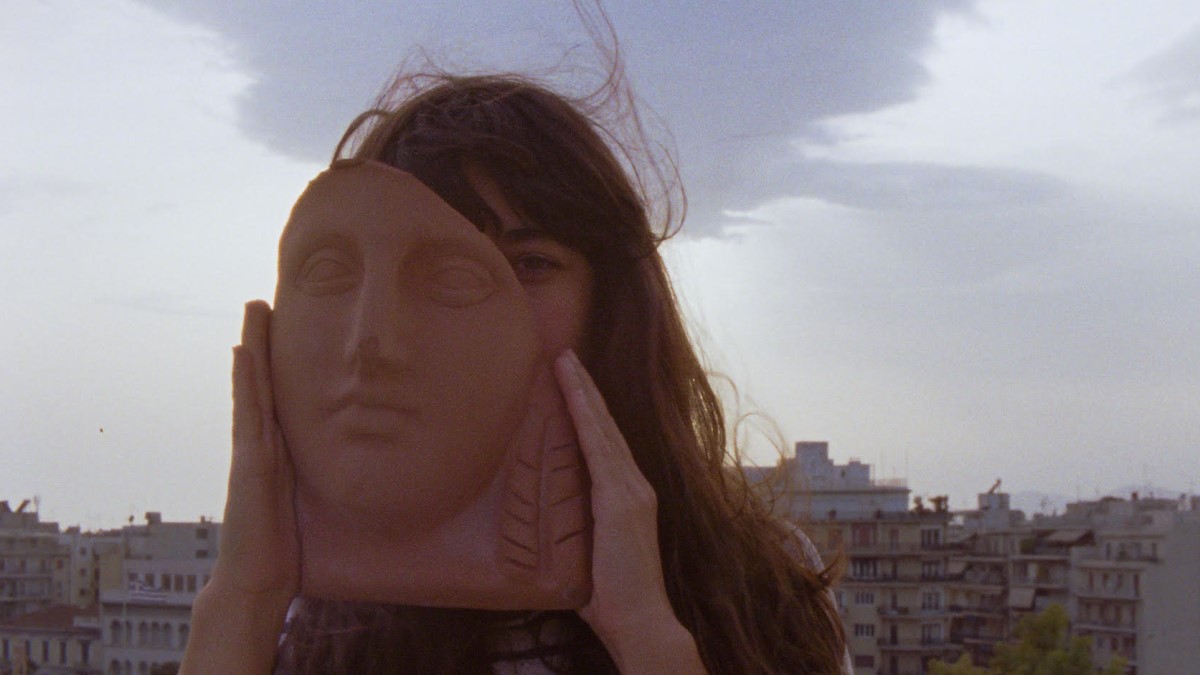 Ce qu'on demande à une statue, c'est qu'elle ne bouge pas (Daphné Hérétakis, 2024) - La ...