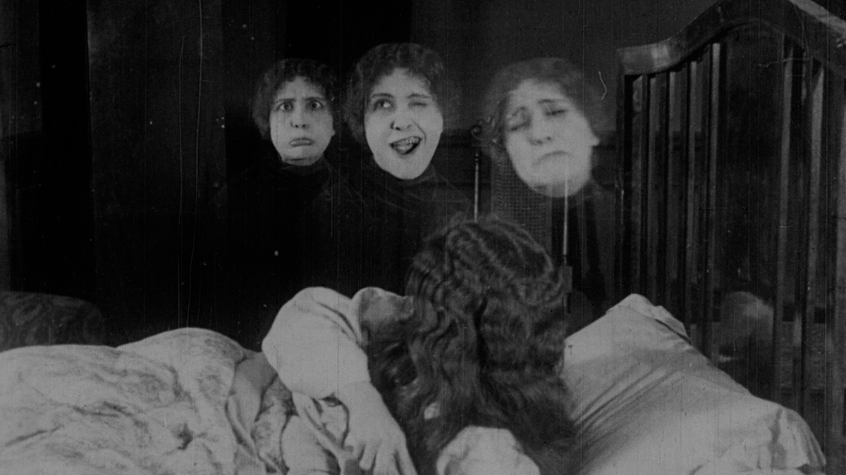 Daisy Doodad's Dial (Florence Turner, 1914) - La Cinémathèque française