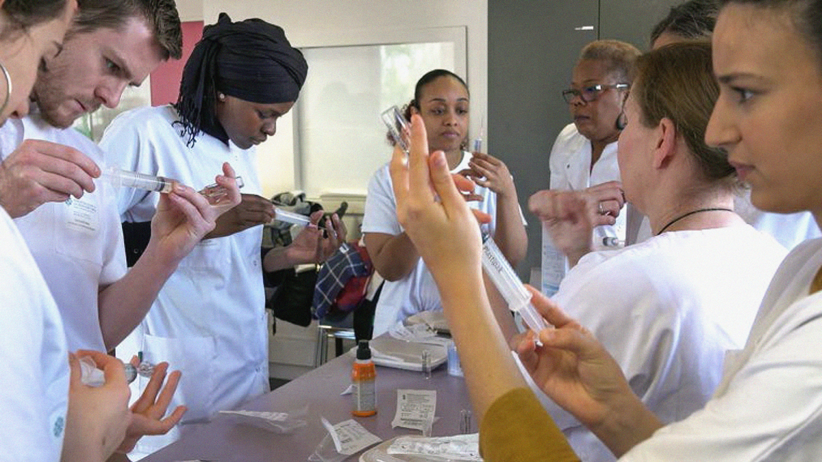 De chaque instant (Nicolas Philibert, 2018) - La Cinémathèque française