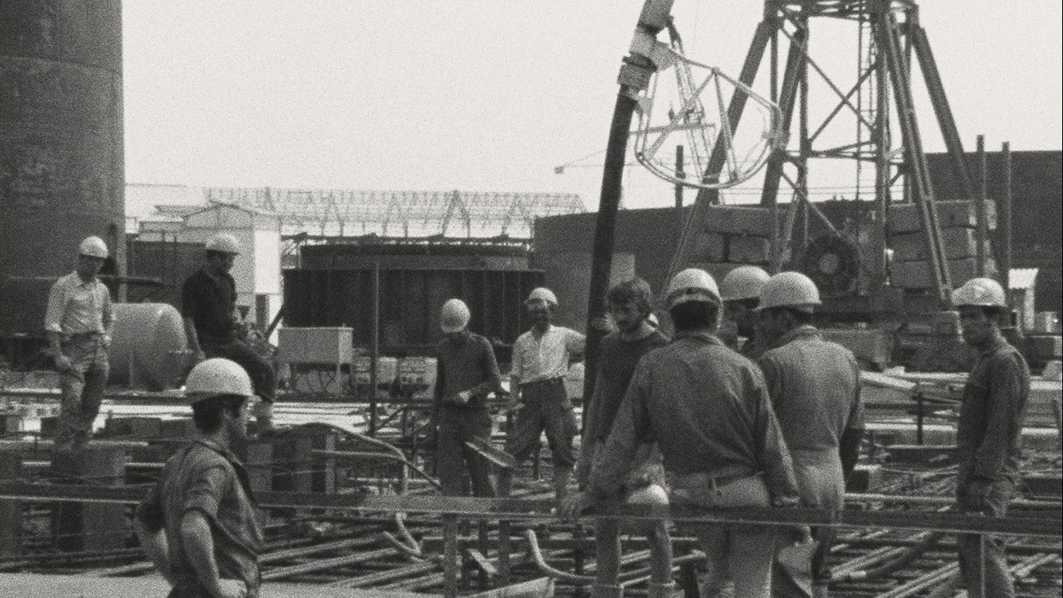 Fos-sur-Mer (Peter Nestler, 1972) - La Cinémathèque française