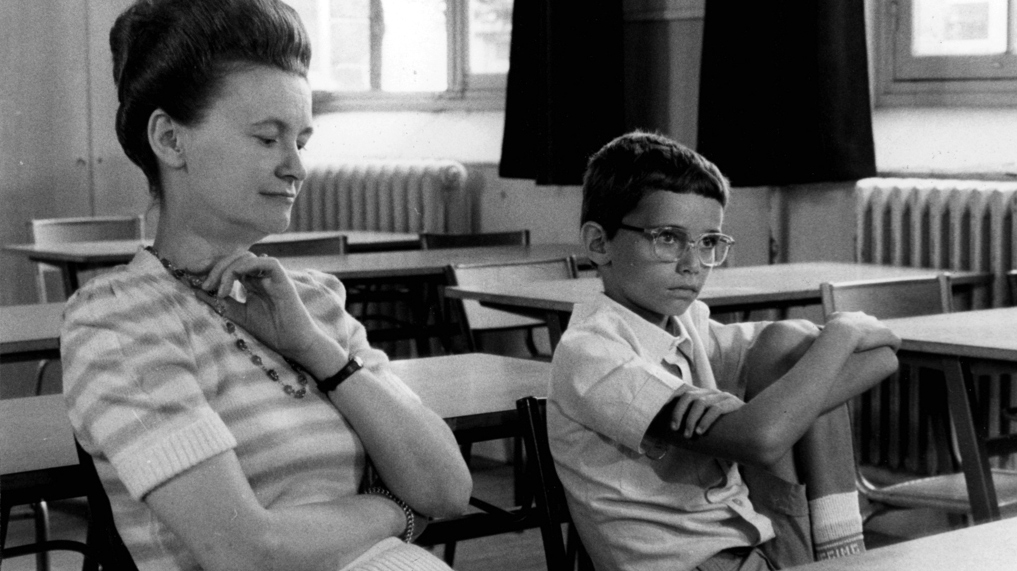 En rachâchant (Jean-Marie Straub, Danièle Huillet, 1982) - La ...